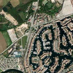 Port Grimaud - a Cruising Guide on the World Cruising and Sailing Wiki